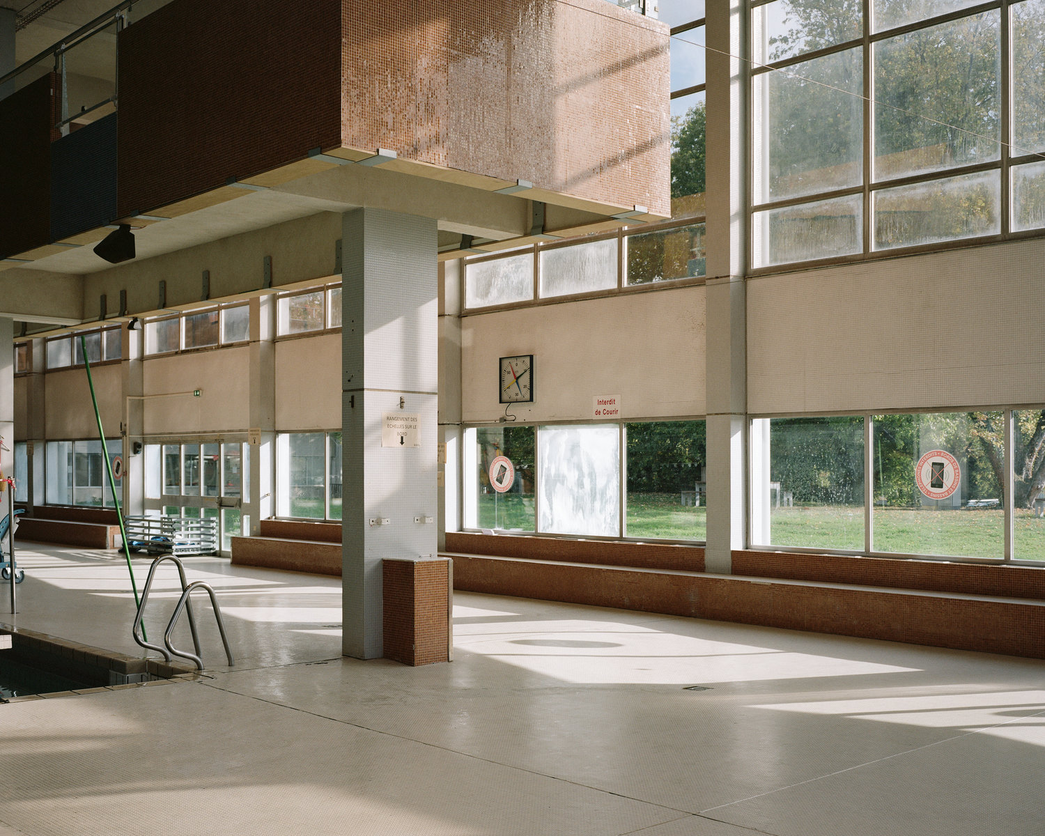 PISCINE BREQUIGNY | Agence ALTA Architectes - Urbanistes